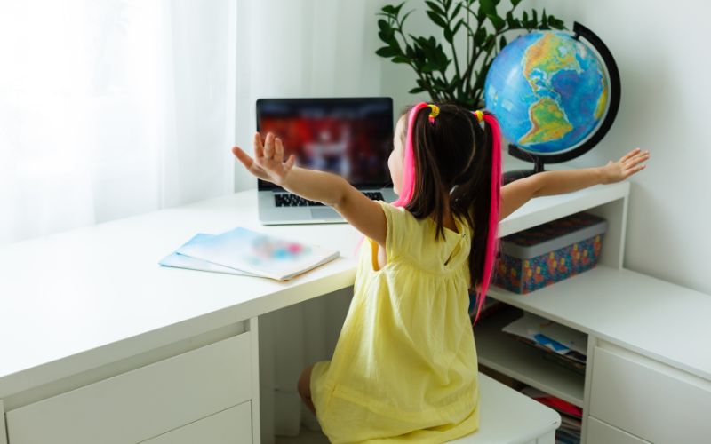 Learners have many ways to connect with peers and share interests at ...